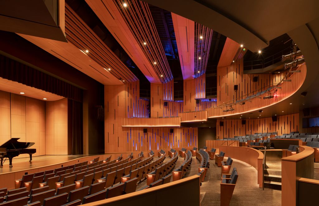 Everything You Need to Know About Raised Access Floors